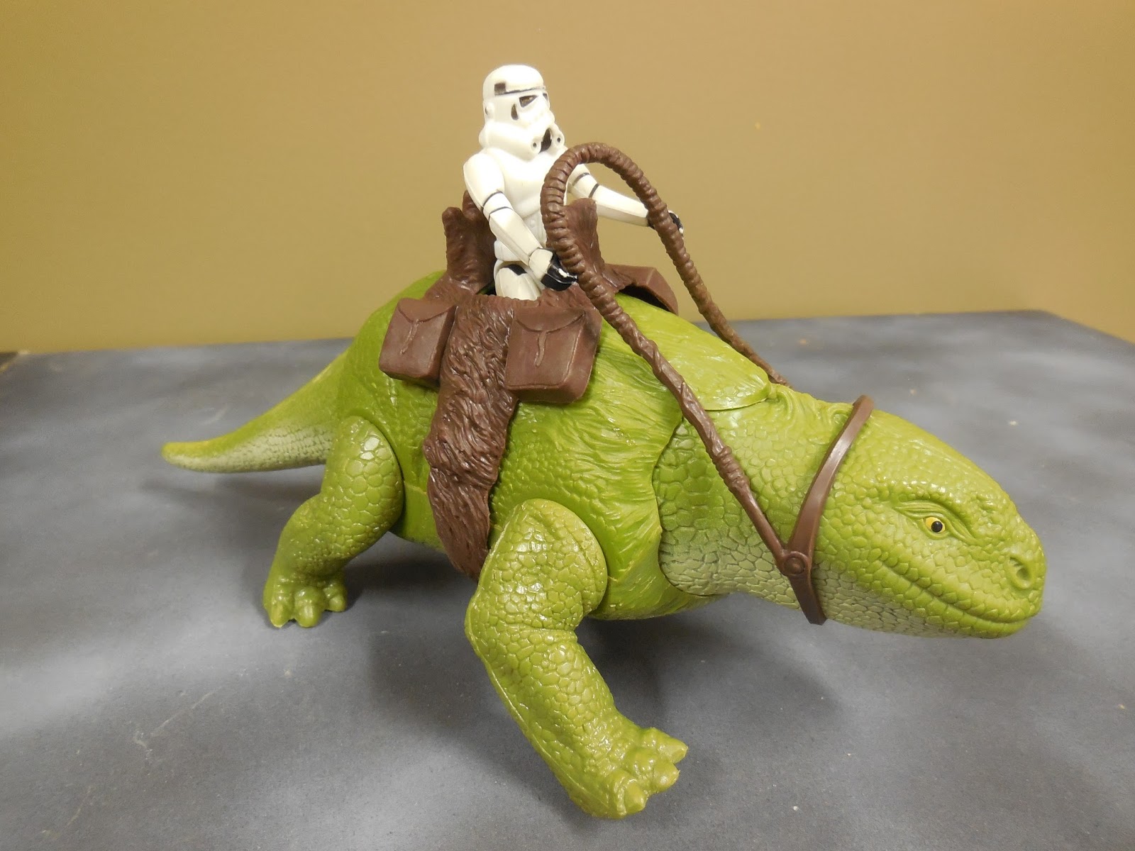 Patrol Dewback - ForceCollect.com